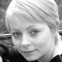 Liane Ross's Comedy Profile | Hot Water Comedy Club
